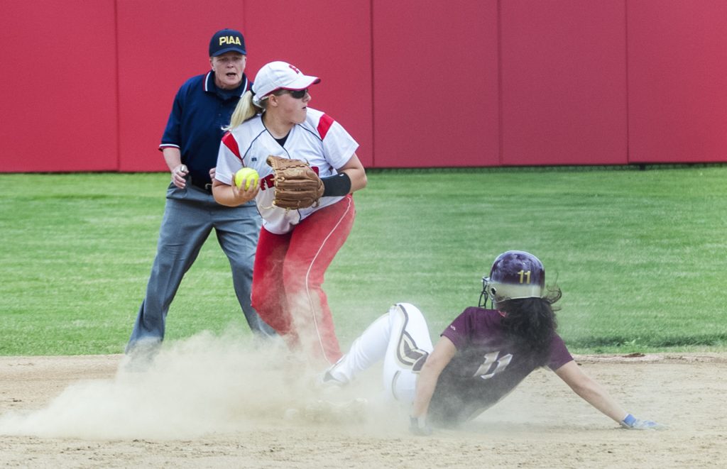 Lady Commodores come up short in 4-3 loss - Herald-Standard